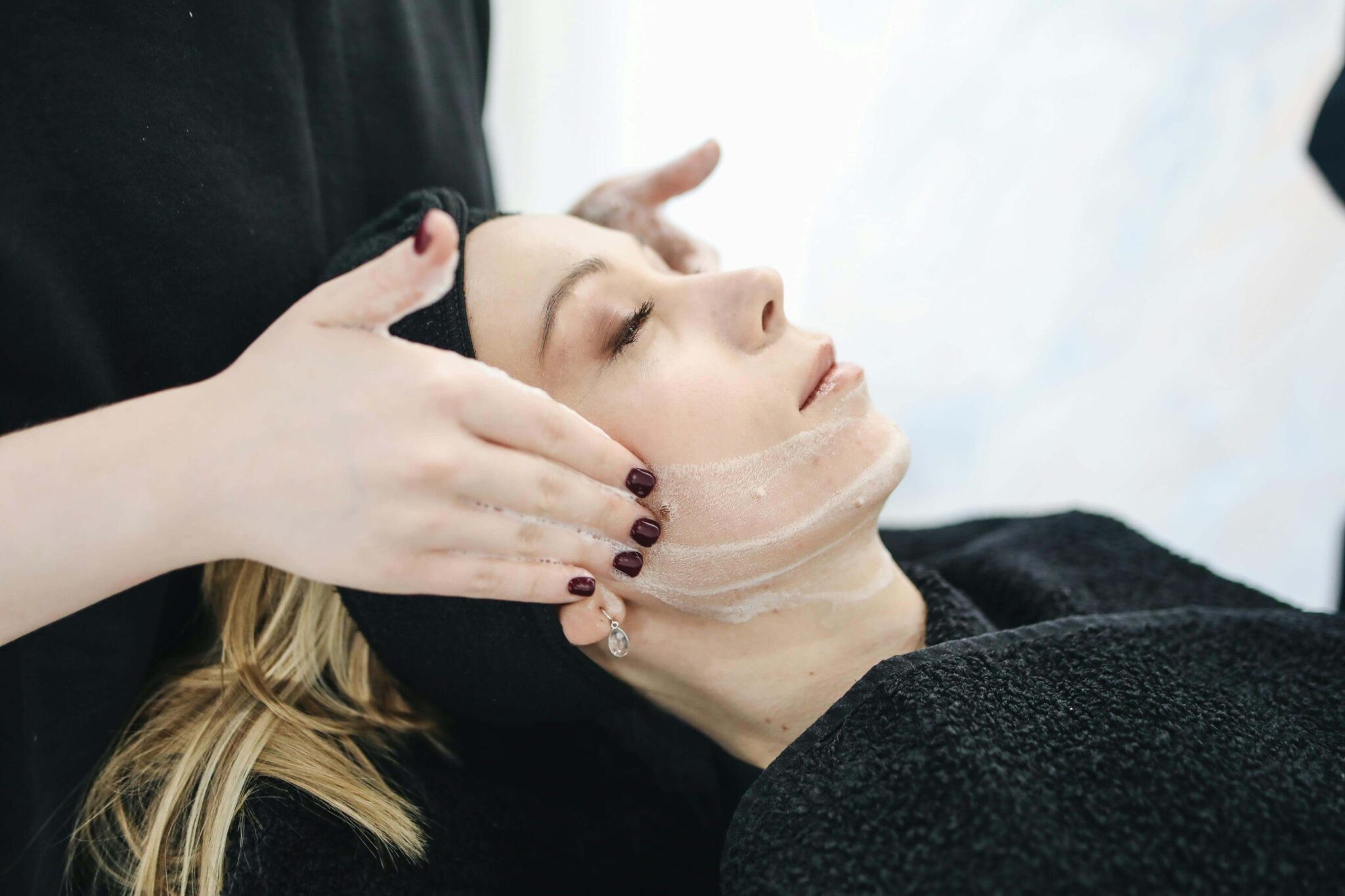 Help Scars Fade Naturally With These Non-Invasive Solutions - Leading ...